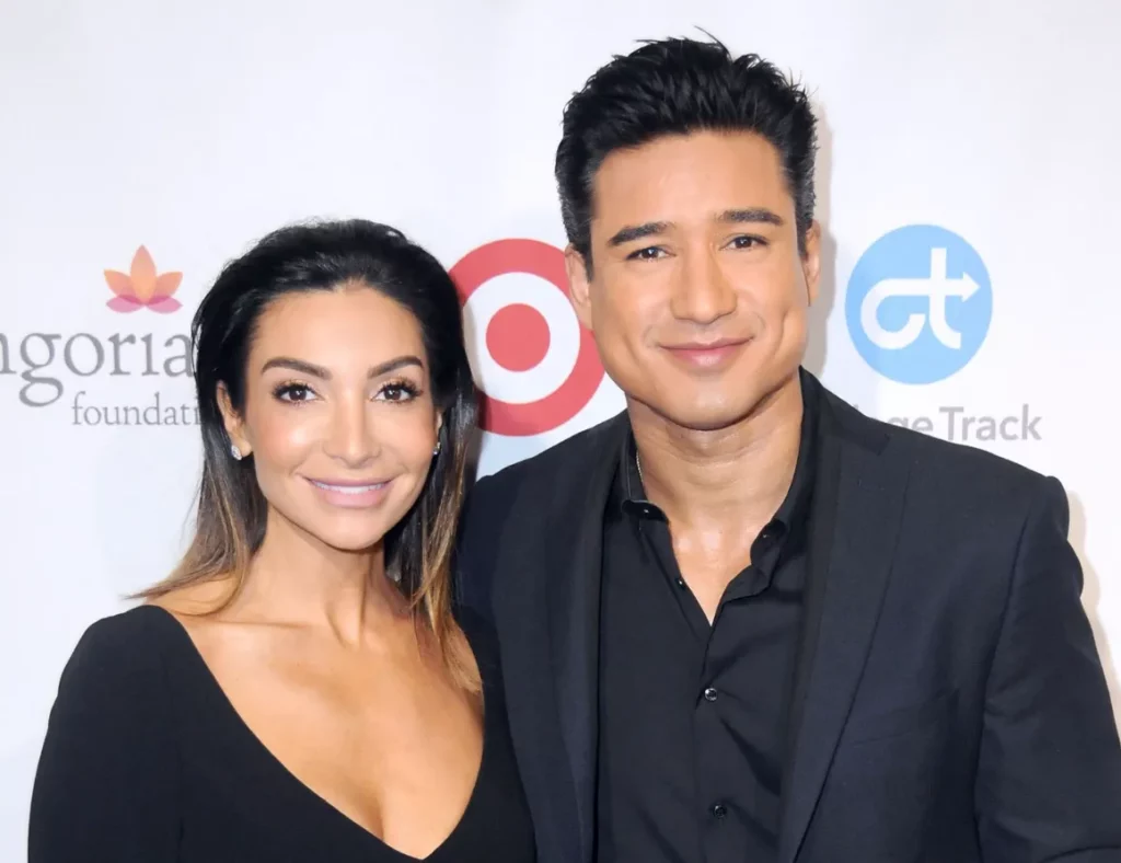 Mario Lopez Wife Age, Height, Weight, Net Worth, Career And Full Bio ...