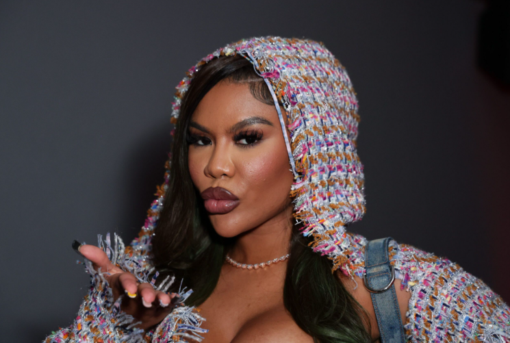 Chinese Kitty Age and Life Story: From Queens to Global Stardom ...