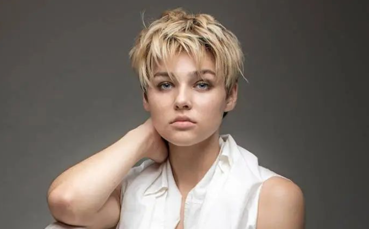 Zyra Gorecki Age: Biography, Career, Net Worth, Lifestyle & More ...